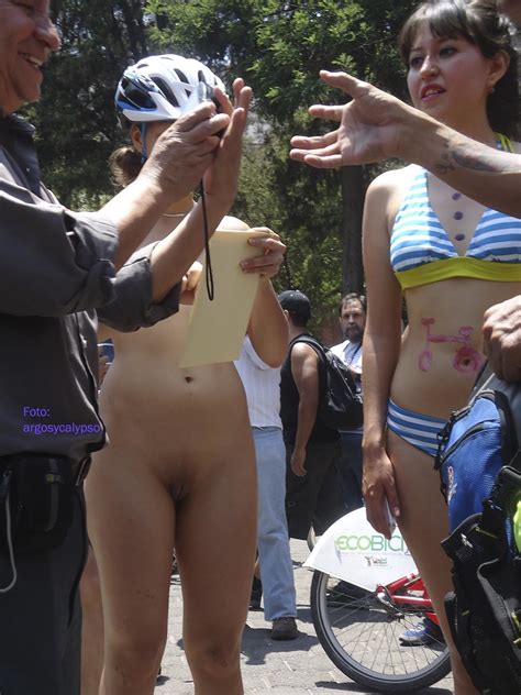 World Naked Bike Ride México 2013 Rodada ciclonudista Méxi Flickr