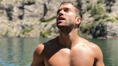 El desnudo de Pablo Alborán que muestra más de lo que el cantante
