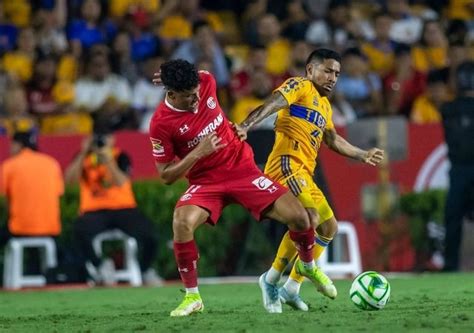 La Jornada Tigres Golea 4 1 A Toluca Y Se Acerca A Las Semifinales De