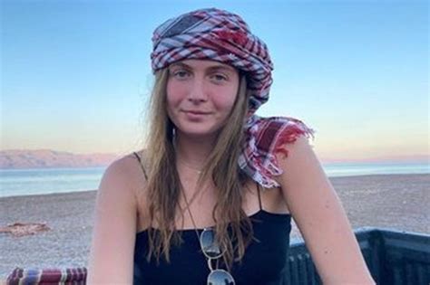 Imagem Mostra Bruna Valeanu Em Bunker Antes De Ser Morta Pelo Hamas