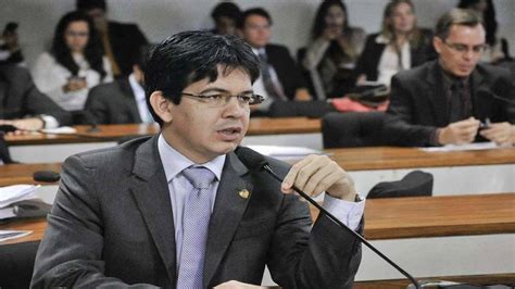 Senador Randolfe Aciona O STF Contra Bolsonaro Mais Uma Vez ContraFatos