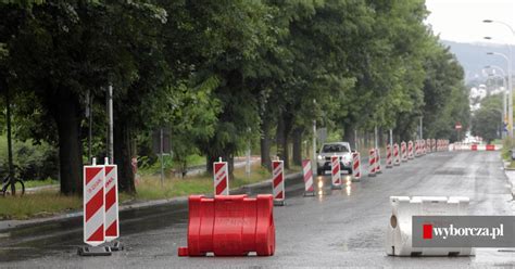 Nieco wcześniej niż planowano zakończy się remont ul Krakowskiej w