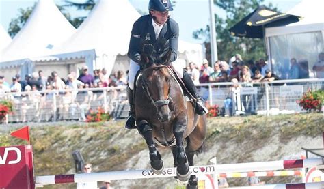 Equitation NHS 2022 Et à la fin cest Julien Epaillard qui gagne