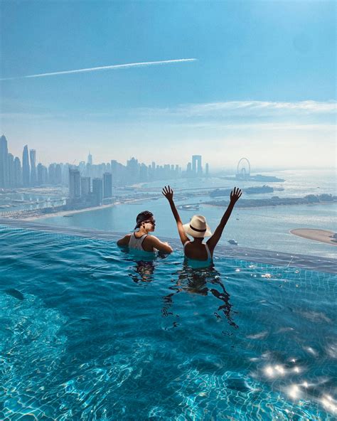KEYTA HAWKINS Aura Skypool Dubai The World S Highest Infinity Pool