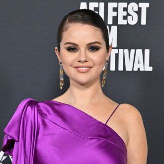 Selena Gomez Discusses Upcoming Album In Zane Lowe Interview