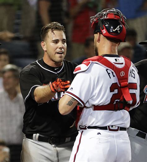 Miami Marlins Jose Fernandez Left Talks With Atlanta Braves Catcher Tyler Flowers After