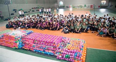Alunos do IFES arrecadam mais de 77 mil absorventes para distribuição