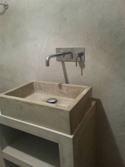 Bagno In Microcemento Rivestimento E Pavimento Continuo Con Lavabo Homify