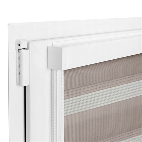 Rolety Dzie Noc W Bia Ej Kasecie Aluminiowej Z Prowadnicami Alu Balkon
