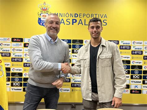 OFICIAL Enzo Loiodice seguirá de amarillo hasta 2025 udlaspalmas NET