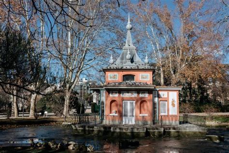 Cool Things To See In Madrids Retiro Park Iconic Buildings Small