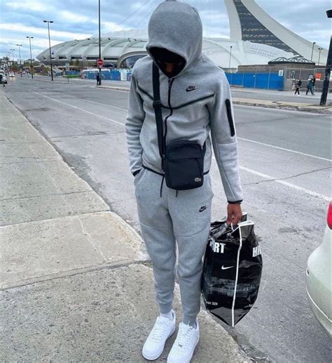 Drip Or Skip In Nike Tech Fleece Drip Outfit Men Nike Tech