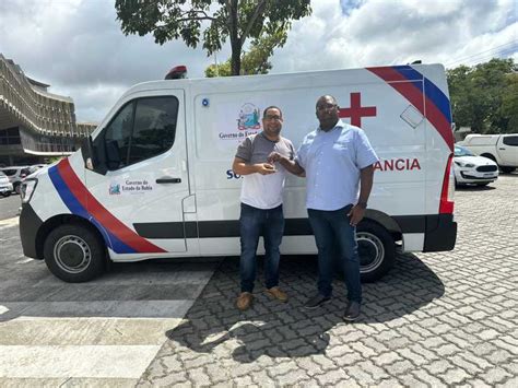 Conquista Prefeitura recebe duas novas ambulâncias e equipamentos para