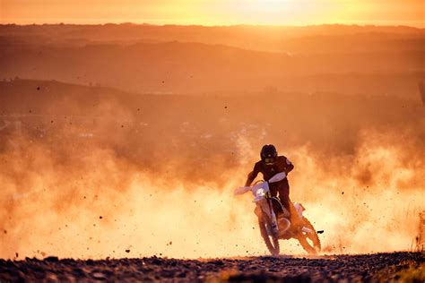 Husqvarna Te Obsequia Con Un Vale 1 000 Con La Compra De Una FE O TE
