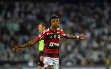 De retorno aos gramados à renovação veja números de Bruno Henrique