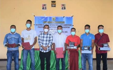 Bupati Manggarai Tutup Pelatihan Tenaga Kerja Di Balai Latihan Kerja
