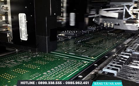 SMT là gì Các thiết bị và dây chuyền sản xuất SMT