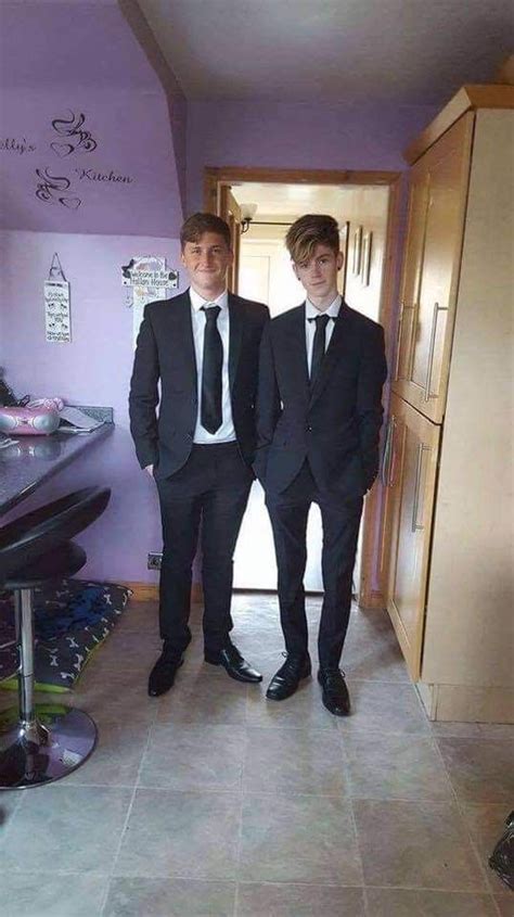 Pin By Eric Hoffmann On Schnellgemerkte Pins In 2024 Prom Suits Prom