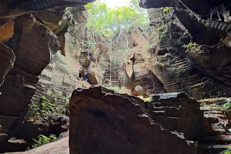 Transformasi Wisata Bukit Arosbaya Bangkalan Dari Tambang Kapur