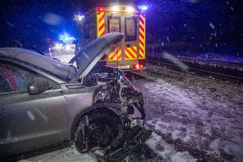 Mehrere Unfälle bei Schnee und Eis in der Oberlausitz Radio Lausitz