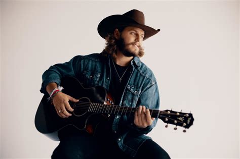 Who Is Warren Zeiders The Story Behind His Journey To Country Music