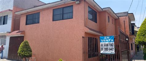 Casa en CALLE 8 Jardines de Santa Clara México Propiedades