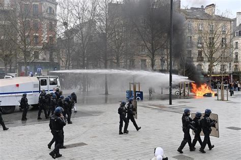Encore une mobilisation massive contre les retraites à Rennes Je