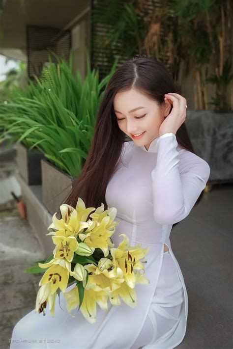 Lê Vũ Quỳnh Trâm Áo dài quá mỏng Nguyễn Quỳnh Flickr