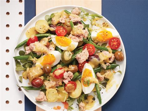 Sprouted Niçoise Salad
