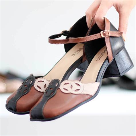 Sapato Salto Grosso Estilo Retr Vintage Confort Vel Veja Mais