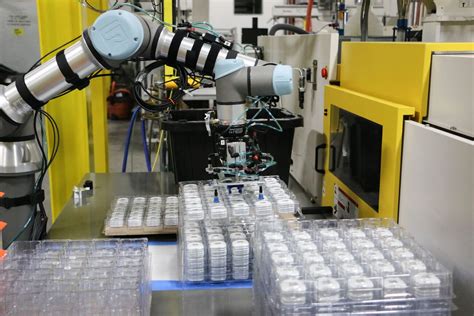 How Different Grippers Can Help With Your Palletization Needs