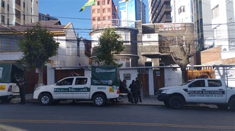 Policía resguarda predios de la CSUTCB tras el congreso DTV