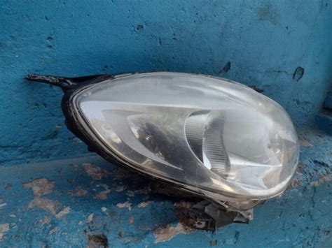 Optico Derecho Nissan Versa Desarmaduria Kike