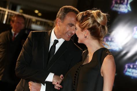Photo Nikos Aliagas et sa femme Tina Grigoriou à la 18ème cérémonie