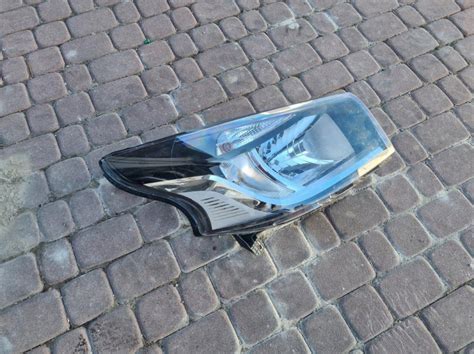 Lampa przód przednia prawa EUROPA Opel Vivaro B Trafic III 260109424R