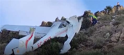 Dos jóvenes mueren al estrellarse una avioneta en Cabo de Gata España