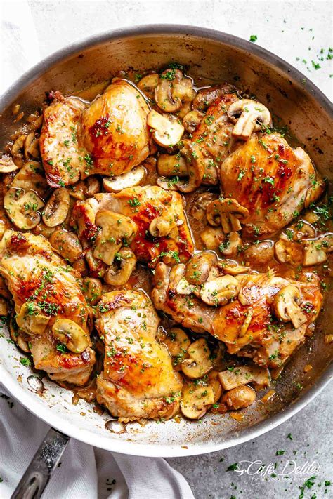 Cuisses De Poulet L Ail Et Aux Champignons
