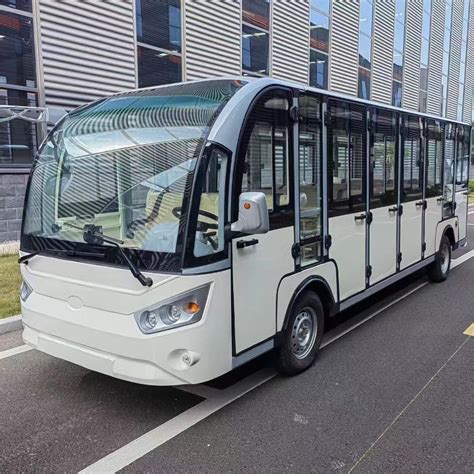 Lithium Battery Powered 8 Seats Electric Sightseeing Personal Shuttle