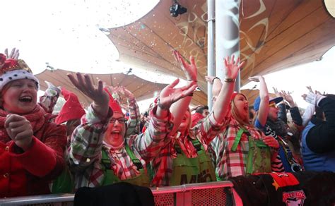 Karneval Köln 11 11 im Tanzbrunnen der Überblick