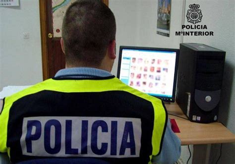 Abusos Sexuales En La Comunitat Detenido Por Acosar Sexualmente A 25