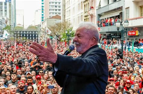 É possível dizer que Lula foi inocentado na Lava Jato Mural do Paraná
