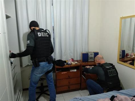Polícia Civil cumpre mandados em operação de combate a organização que