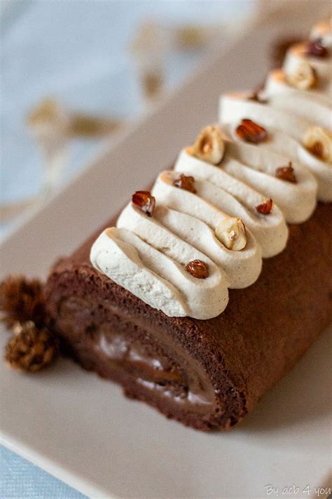 Bûche roulée mousse au chocolat coeur praliné