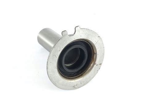 Wspornik tuleja łożyska oporowego FIAT 125p 4357436 za 95 zł z PRUSZKÓW