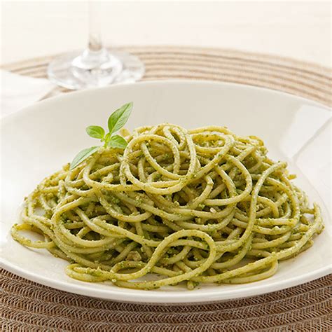 Espaguete ao Pesto Genovês Adria Adria Alimentos