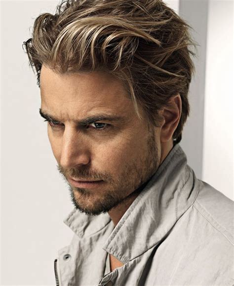 Fotos de Corte de Pelo para Hombres Modernos Peinados y Más