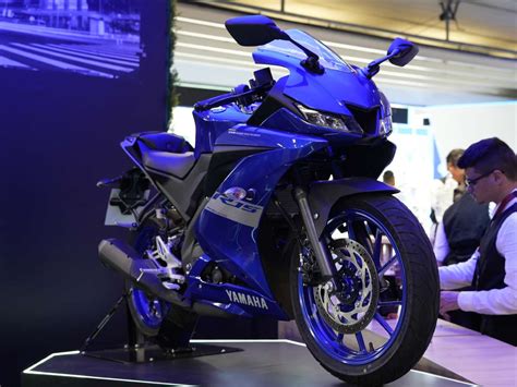 Galeria de fotos Yamaha YZF R15 2024 pré venda começa reserva de