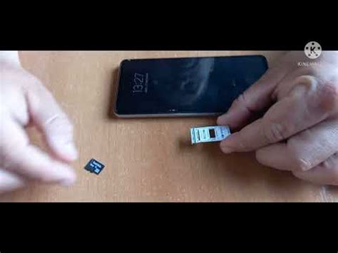 Como colocar o chip e o cartão de memória no SAMSUNG GALAXY A 52S 5G