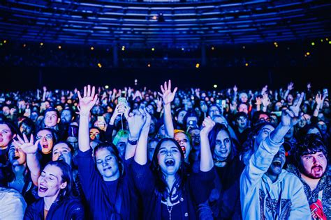 Hozier Fans 3 24 Wenn der irische Sänger und Gitarrist Bühne