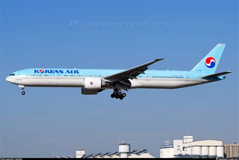 HL7205 Korean Air Boeing 777 3B5ER Photo By Sunshydl ID 1536419
